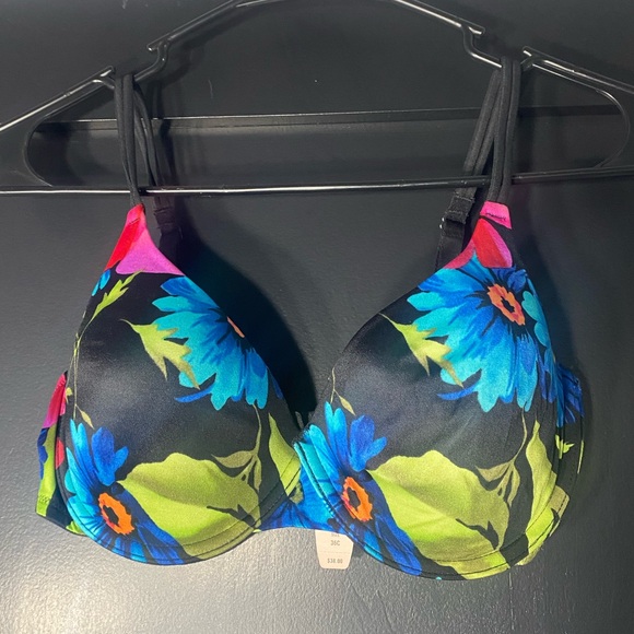 Victoria's Secret | Intimates & Sleepwear | 45 Victorias Secret Bra ...